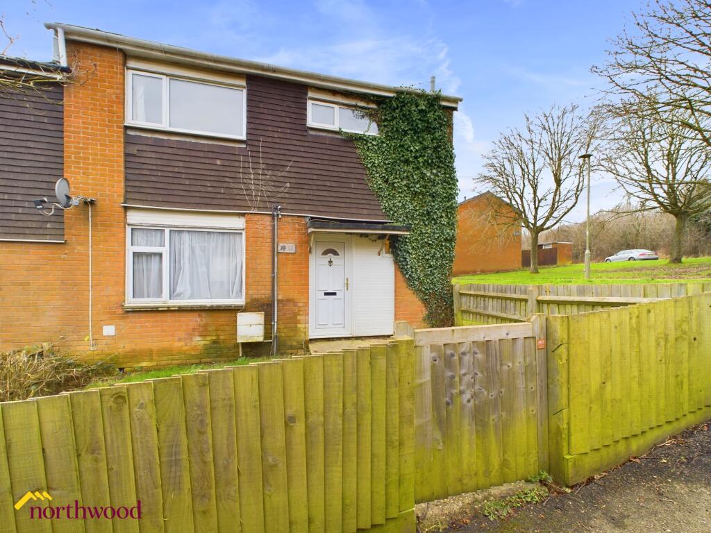 3 bedroom semi-detached house for sale in Chetwode, Banbury, OX16