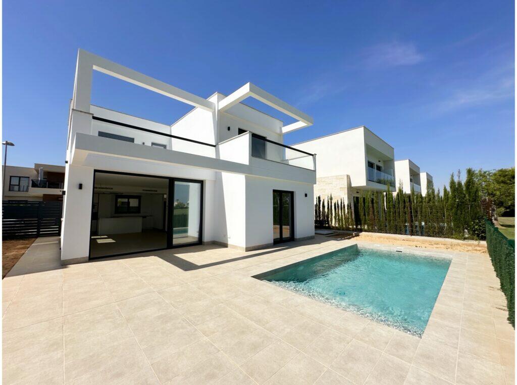 4 bedroom villa for sale in Murcia, Spain