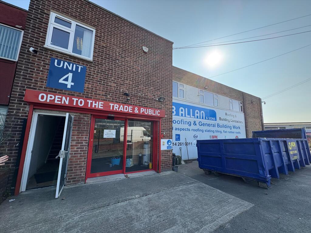 Distribution warehouse to lease in 4 Roman Ridge Road, Sheffield, S9 ...