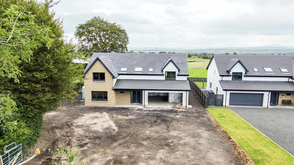 4 bedroom detached house for sale in 2 Tinto View, Heads Farm ...