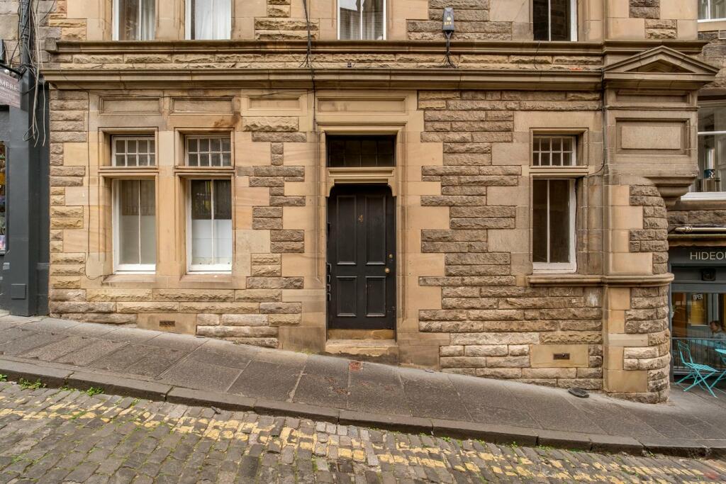 1 bedroom flat for sale in Upper Bow, Edinburgh, EH1