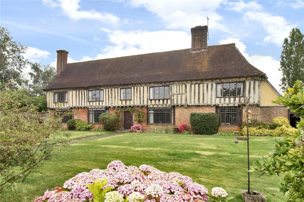 6 bedroom detached house for sale in Hunton Road, Marden, Tonbridge ...