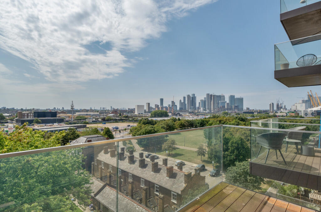 2 bedroom flat for sale in The Roper, 48 Reminder Lane, Lower Riverside ...