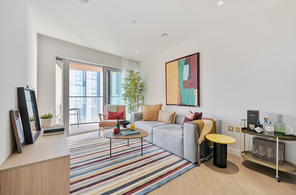 1 bedroom flat for sale in Peninsula Riverfront, 4 Cutter Lane ...