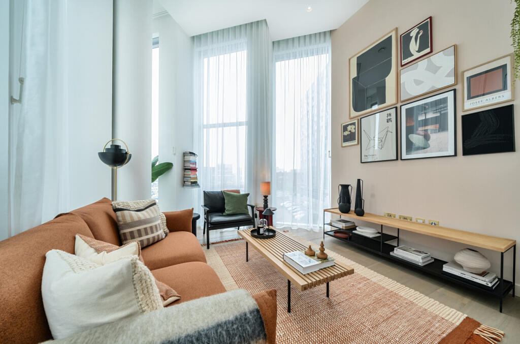 2 bedroom flat for sale in Peninsula Riverfront, 4 Cutter Lane ...