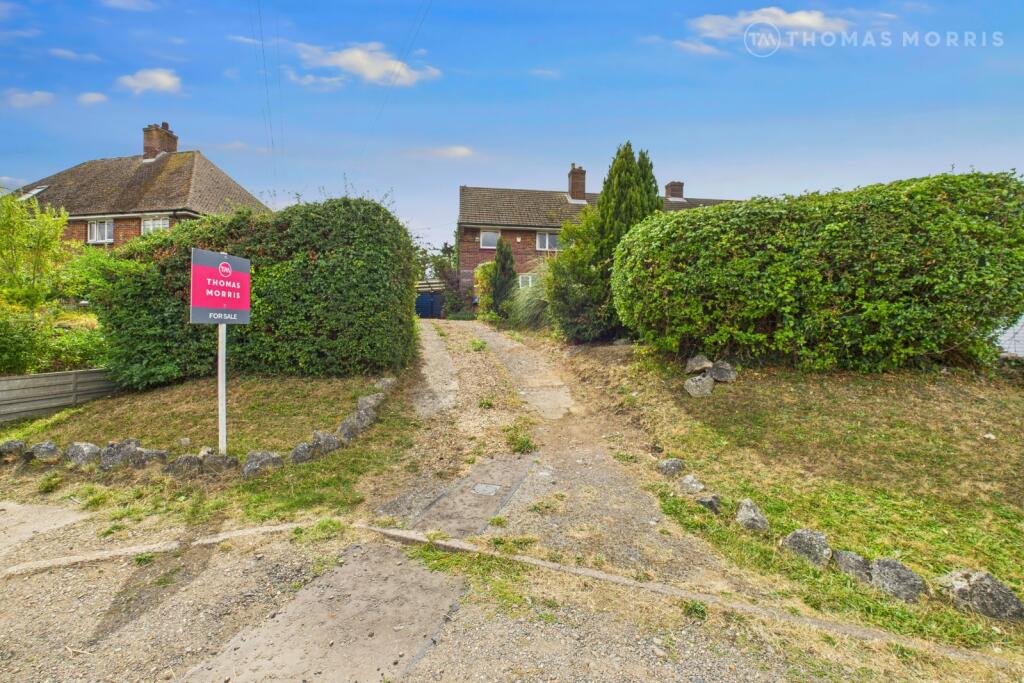 3 bedroom end of terrace house for sale in Staploe, St. Neots, PE19