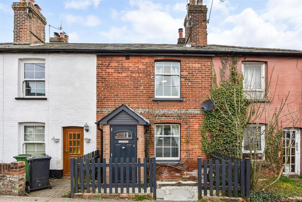 2 bedroom terraced house for sale in Winchester Road, Whitchurch, RG28