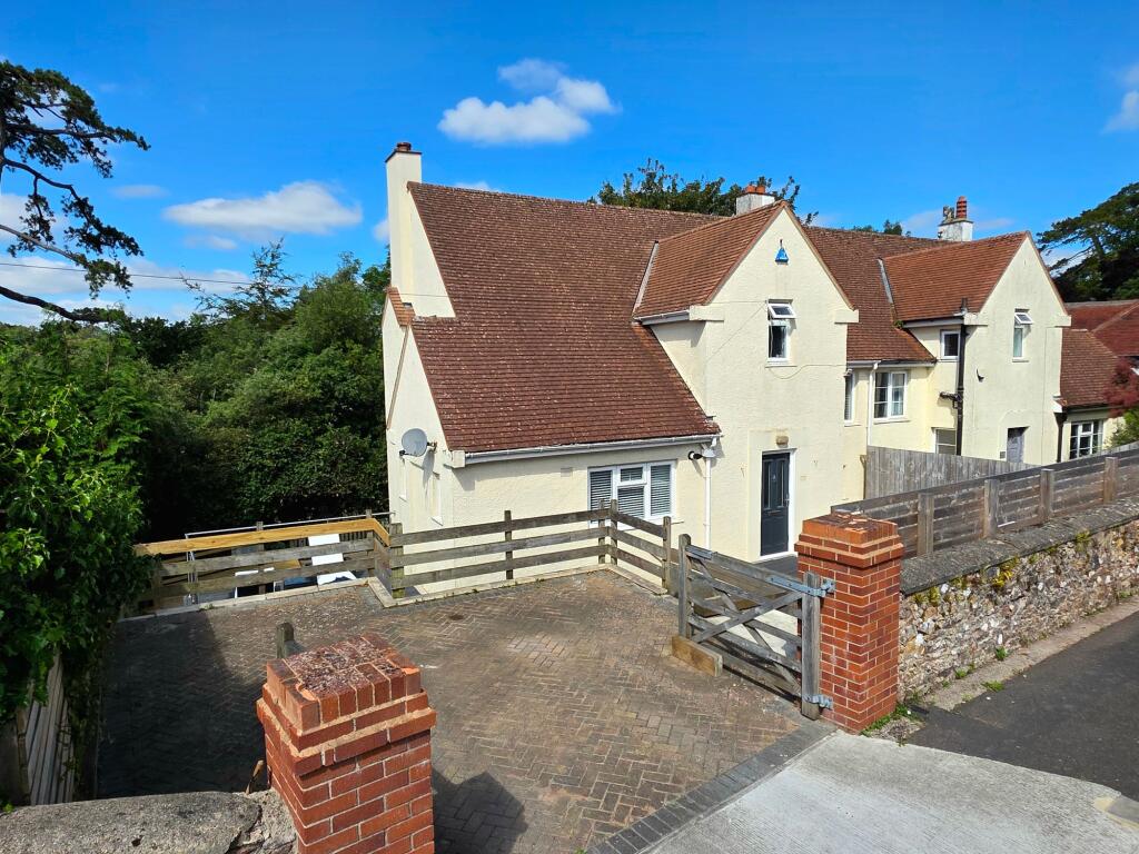 5 bedroom semi-detached house for sale in Barton Road, Torquay, TQ1