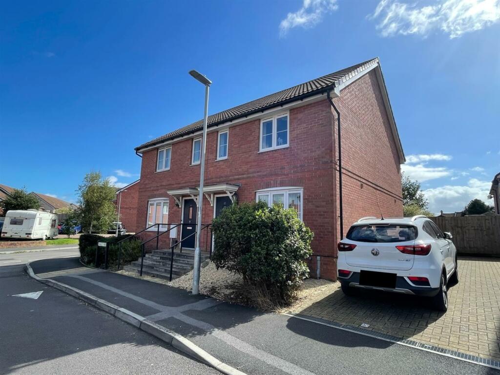 2 Bedroom Semi-detached House For Sale In Sparks Way, Highbridge, Ta9