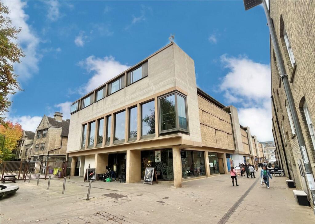 Free property report 8, Christ's Lane, Cambridge, CB1 1NP - Chimnie