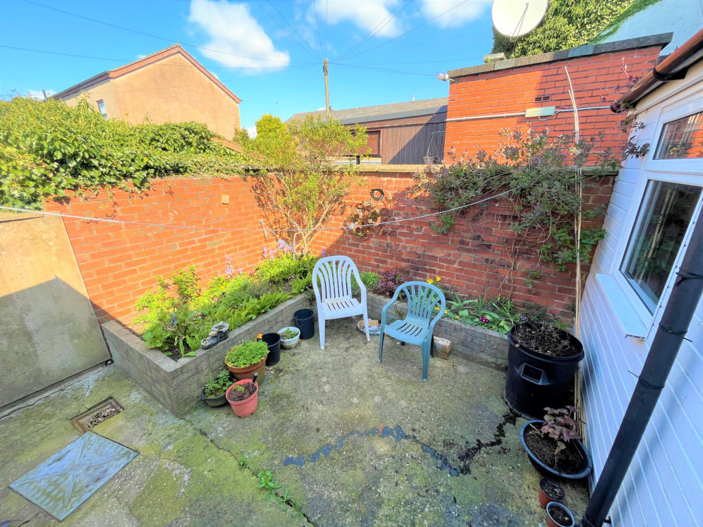 Shop for sale in Derby Road, Longridge, PR3