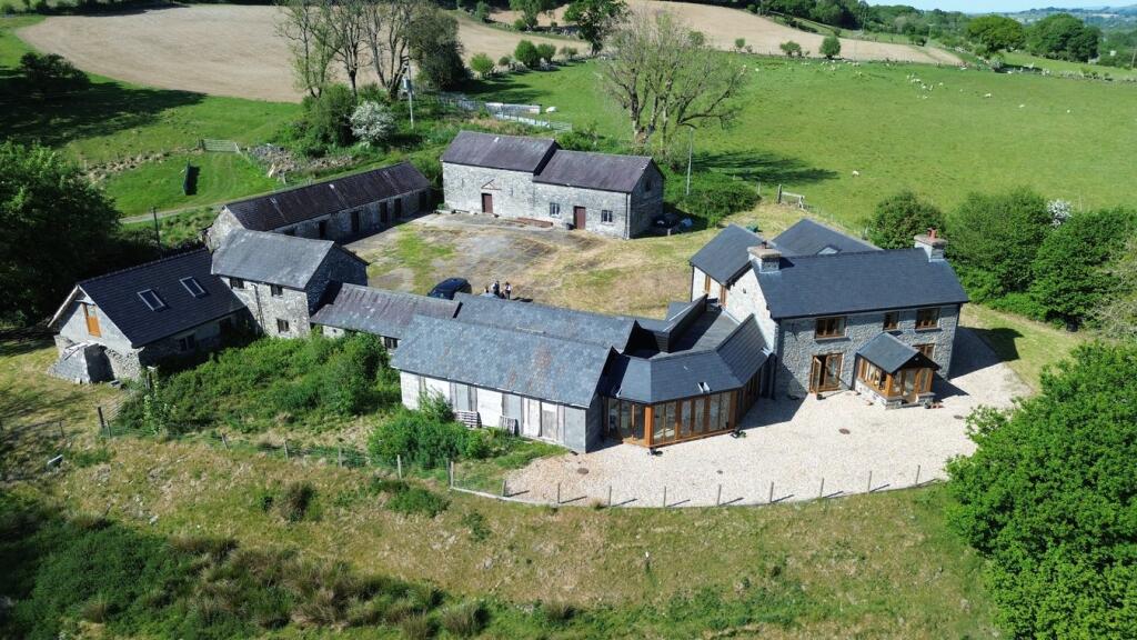 Farm for sale in Llanfair Clydogau, Lampeter, SA48