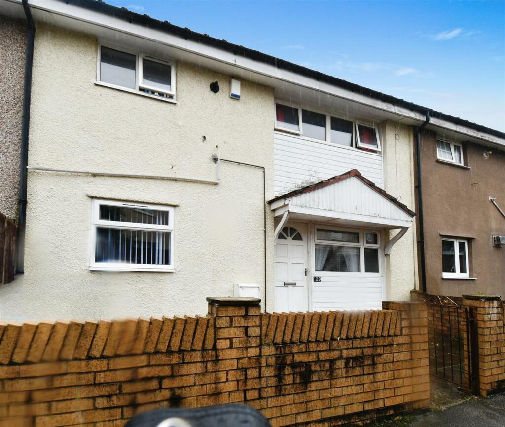 3 bedroom terraced house for sale in Haydock Garth, Bransholme, Hull, HU7