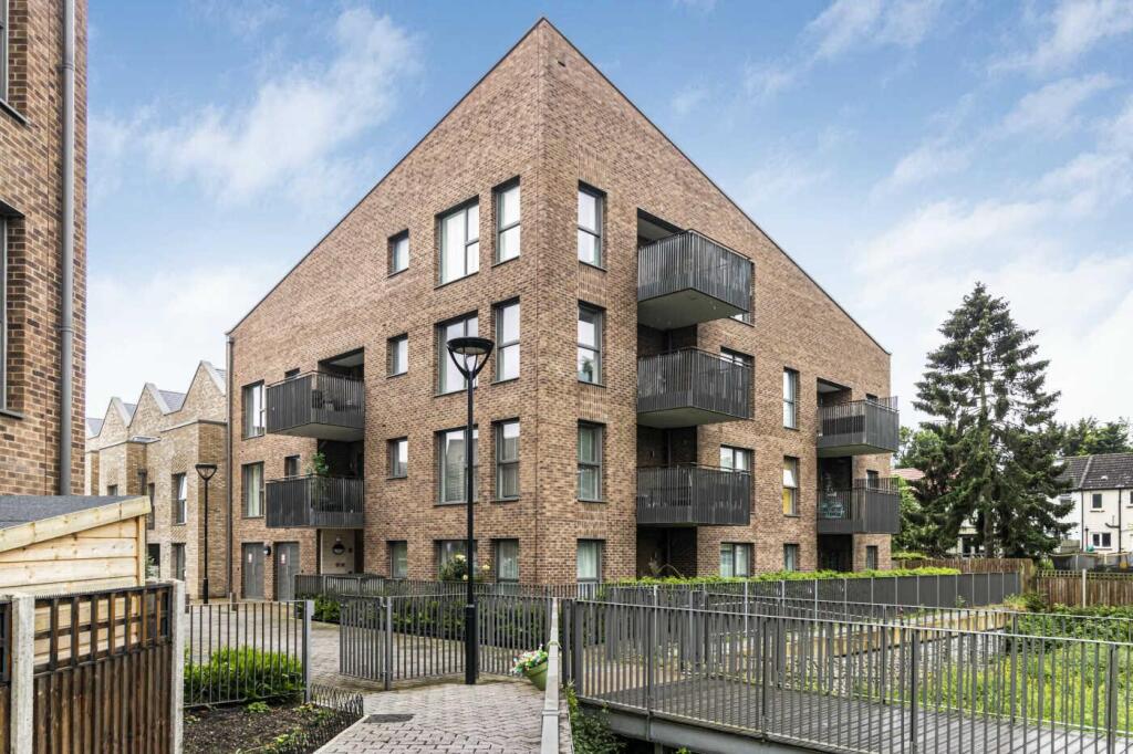 1 bedroom flat for sale in Avory House, Welham Road, Southgate, N14