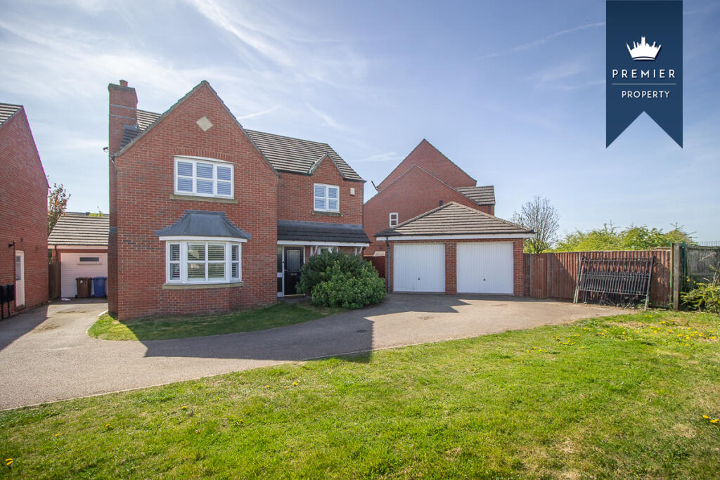 4 bedroom detached house for sale in Good Hope Court, City Point, DE24