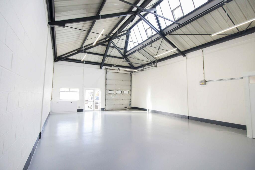 Light industrial facility to lease in Unit 5 Maple Industrial Estate ...