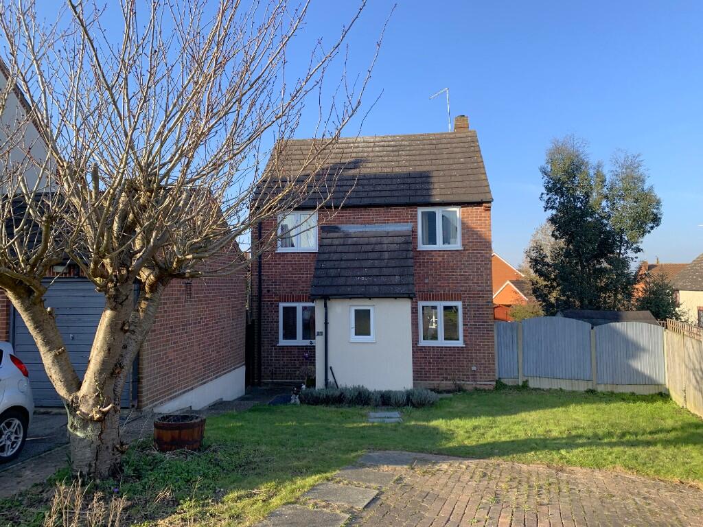3 bedroom detached house for sale in Bullfinch Close, Colchester, Essex ...