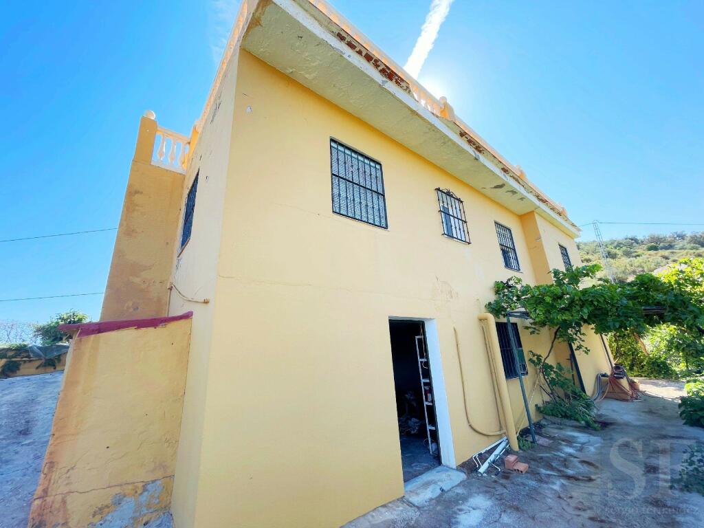 4 bedroom town house for sale in Andalucia, Malaga, Torrox, Spain
