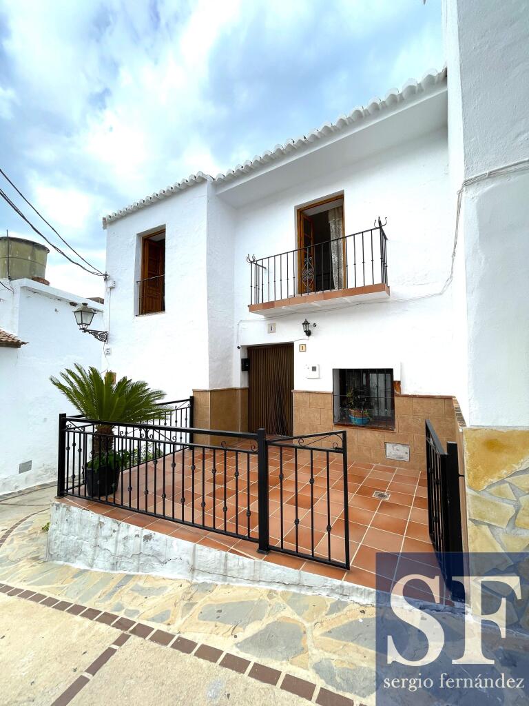 4 bedroom town house for sale in Andalucia, Malaga, Spain