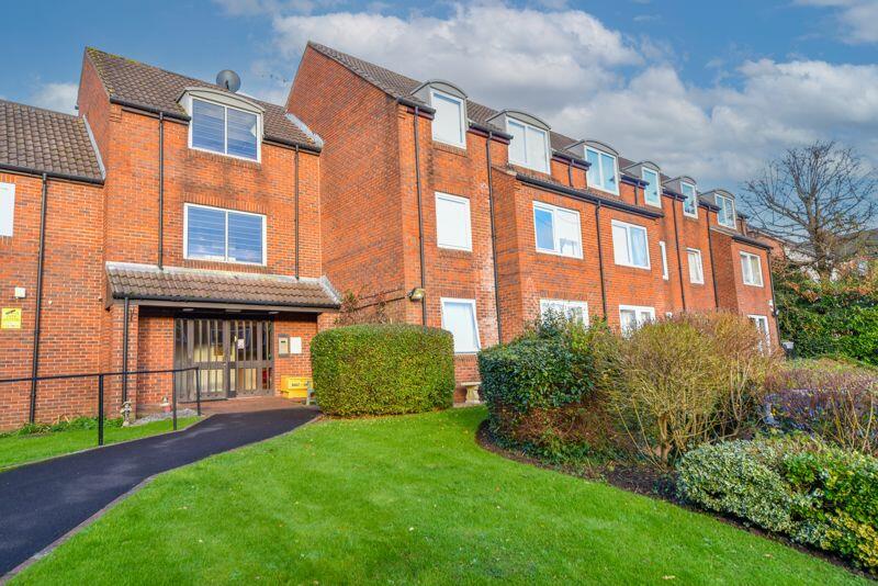 1 bedroom retirement property for sale in Hulbert Road, Waterlooville, PO7