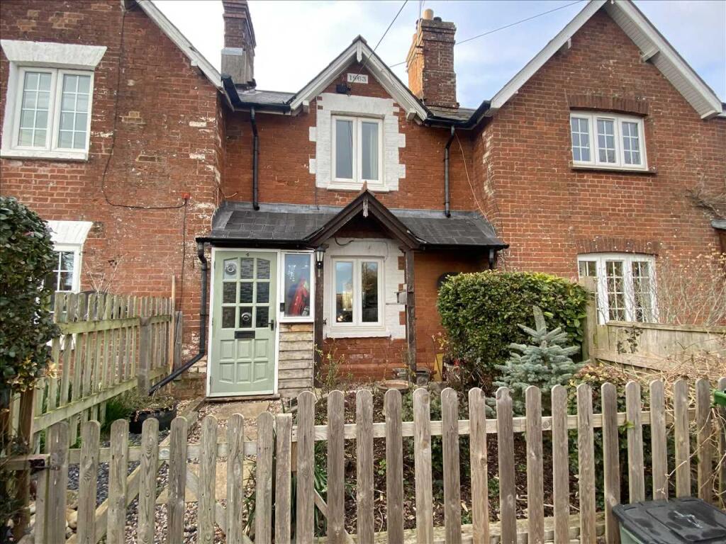 2 bedroom cottage for sale in Model Cottages, Clyst St. George, EX3