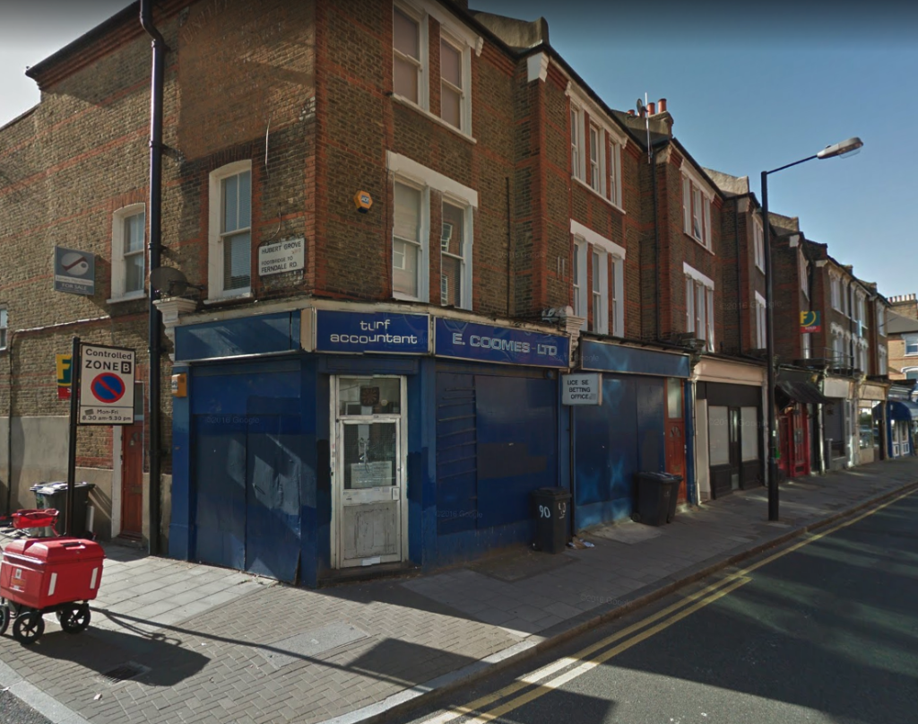 Commercial property for rent in Landor Road, London, SW9