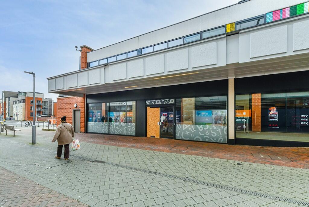 Retail property shopping centre to lease in Unit 34 The Square, Beeston ...