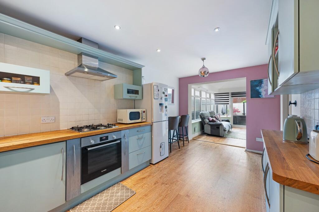 4 bedroom town house for sale in Hadleigh Green, Lostock, Bolton, BL6 4 ...