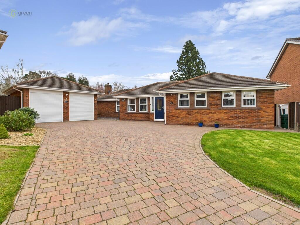 3 bedroom detached bungalow for sale in Brookhus Farm Road, Walmley, B76
