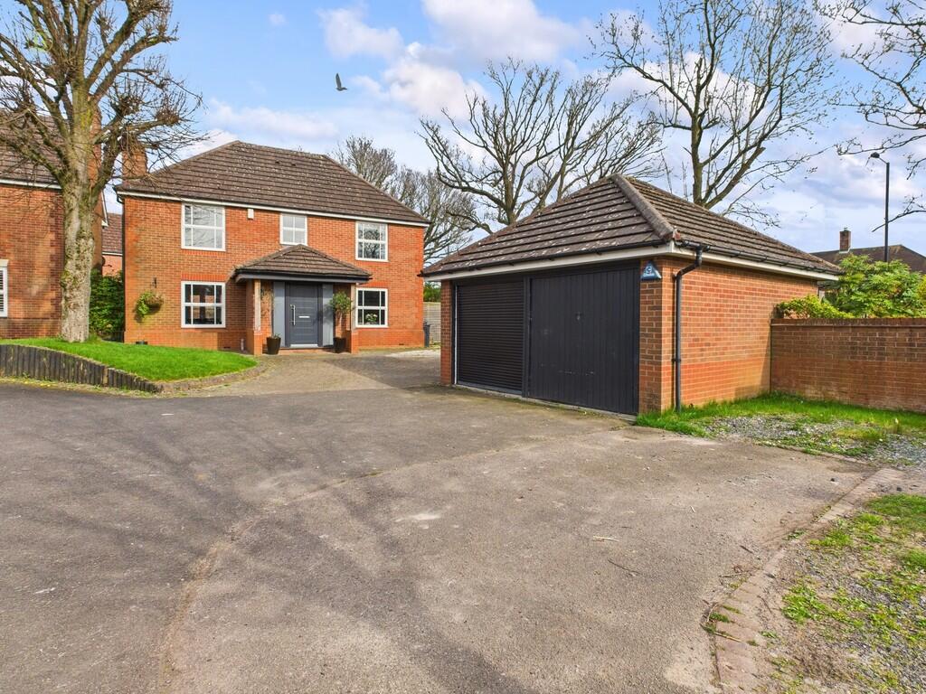 4 bedroom detached house for sale in Saracen Drive, Sutton Coldfield, B75