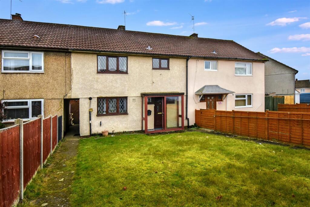 3 bedroom terraced house for sale in Markham Walk, Corby, NN18 0PH, NN18