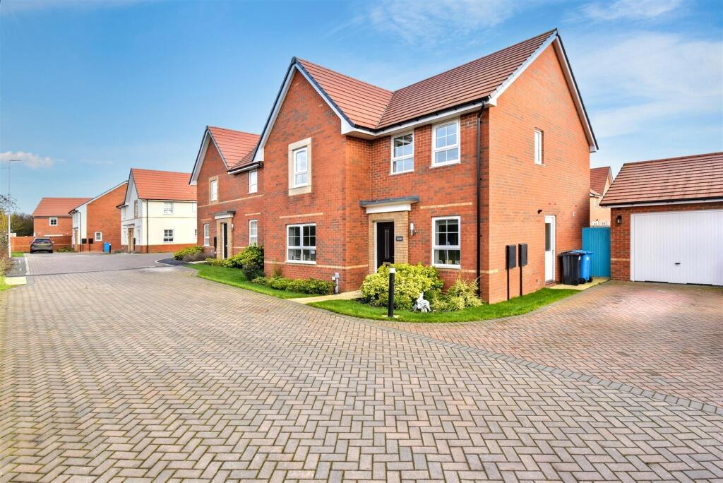 4 bedroom detached house for sale in Bruce Drive, Corby, NN18