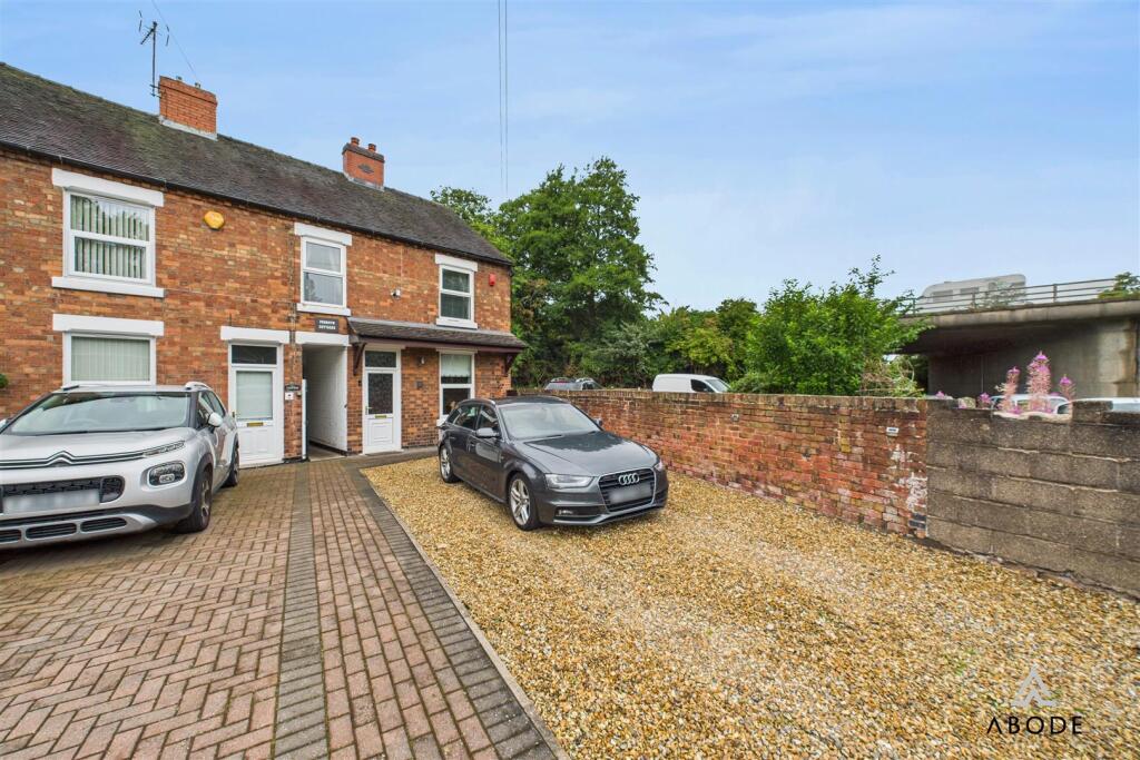 2 bedroom end of terrace house for sale in Beech Lane, Stretton, Burton ...