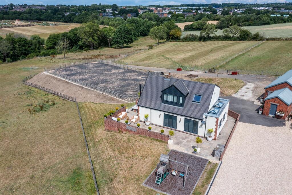 3 bedroom smallholding for sale in Holmefield Farm, Pig Hills Lane ...