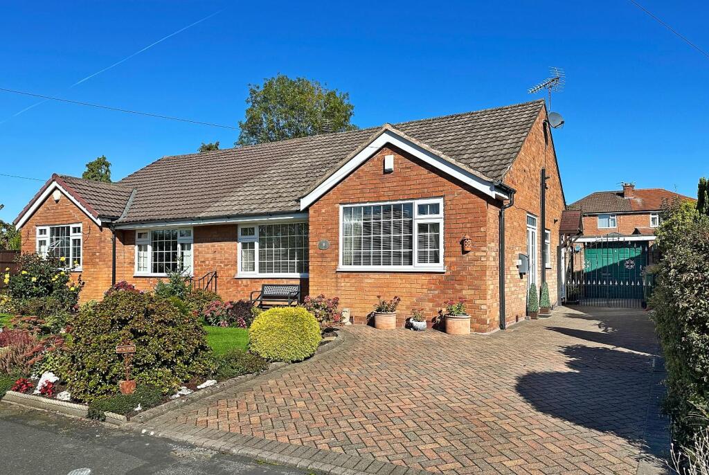 2 bedroom semi-detached bungalow for sale in Whitegates Close ...