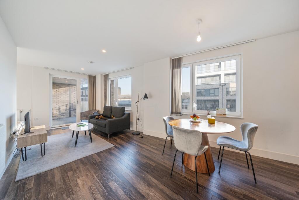 1 bedroom apartment for sale in Moulding Lane, London, SE14