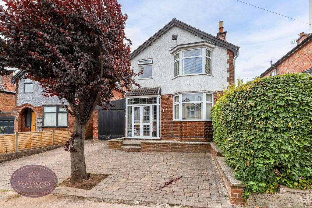 3 bedroom detached house for sale in Roland Avenue, Nuthall, Nottingham ...