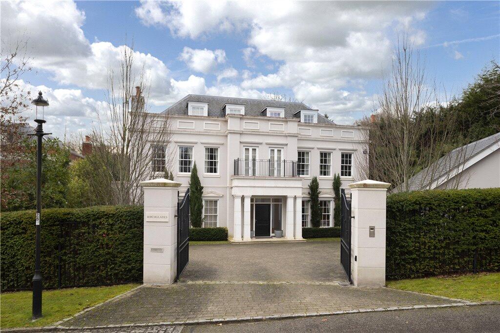 7 bedroom detached house for sale in Coombe Park, Kingston Hill, KT2