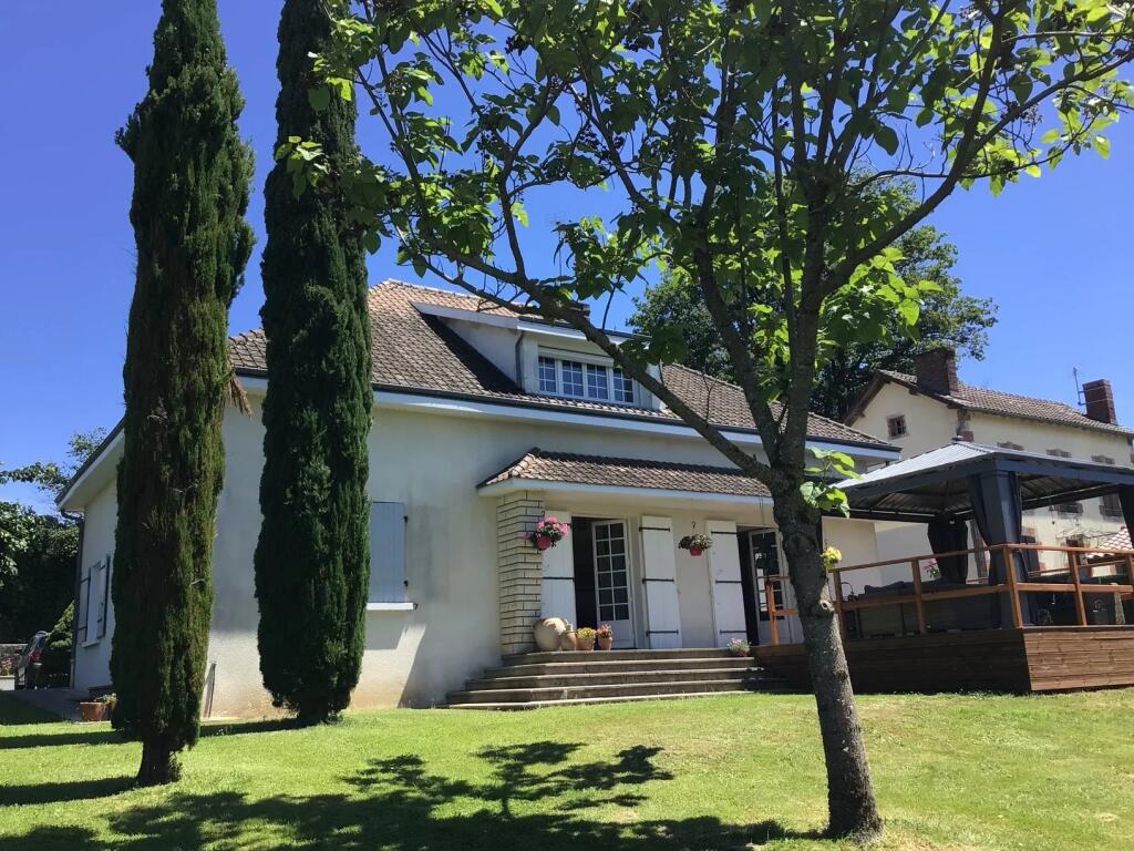 4 bedroom house for sale in Limousin, Haute-Vienne, St-Mathieu, France