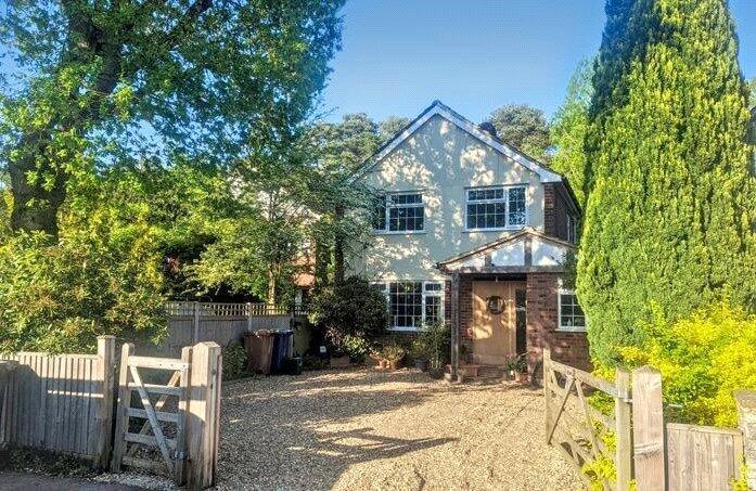 4 bedroom detached house for sale in Red House Lane, Elstead, Godalming ...