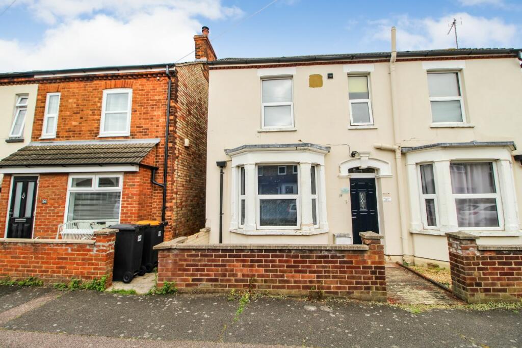 2 bedroom flat for sale in Flat , Thornton Street, Kempston, MK42