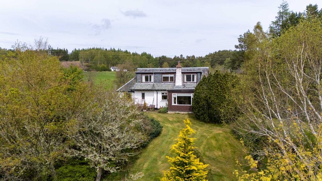 4 bedroom detached house for sale in Torbreck, Killichonan, Rannoch ...