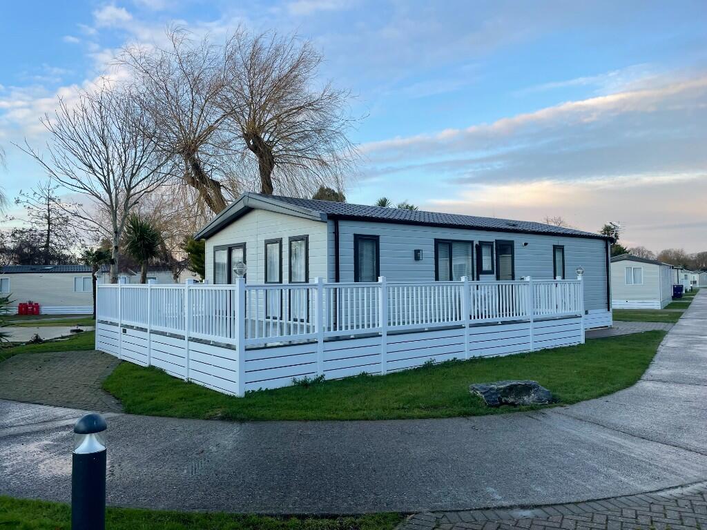 3 bedroom park home for sale in Foxhunter Residential Caravan Park ...