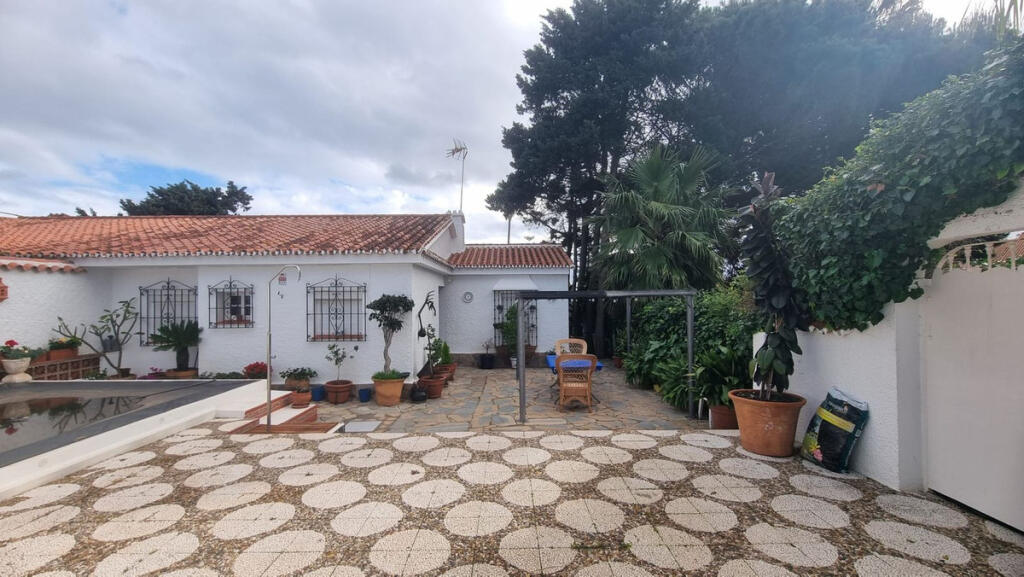 3 bedroom detached villa for sale in Andalucia, Malaga, Sabinillas, Spain