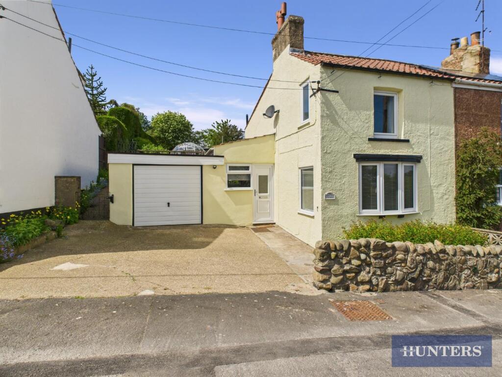 2 bedroom cottage for sale in Church Hill, Reighton, Filey, YO14