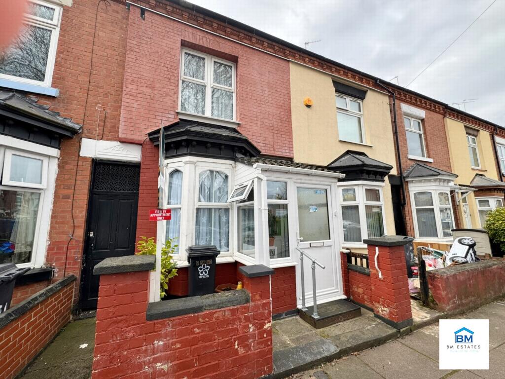 2 bedroom terraced house for sale in Bridge Road, Leicester, LE5