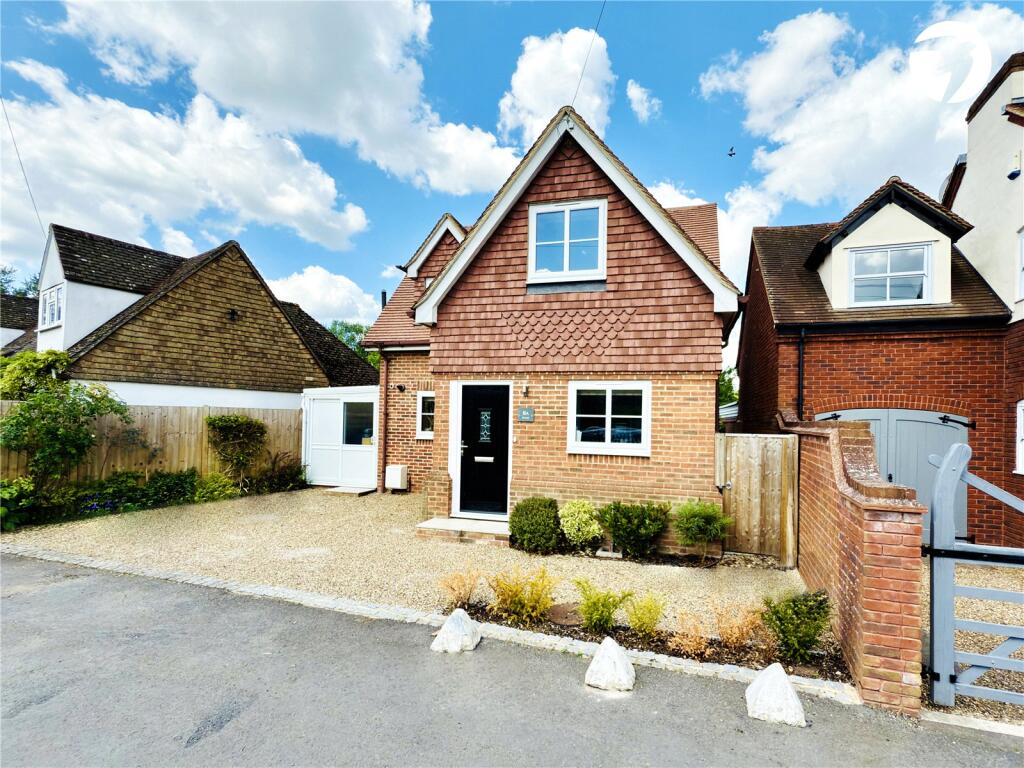 3 bedroom detached house for sale in Riverside, Eynsford, Kent, DA4