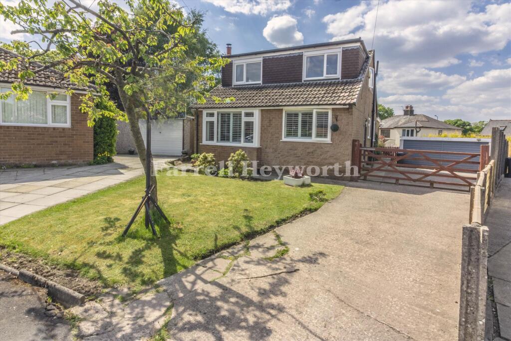 4 bedroom house for sale in Thirlmere Drive, Withnell, Chorley, PR6