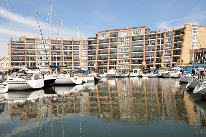 1 bedroom apartment for sale in Oyster Quay, Port Way, Port Solent, PO6