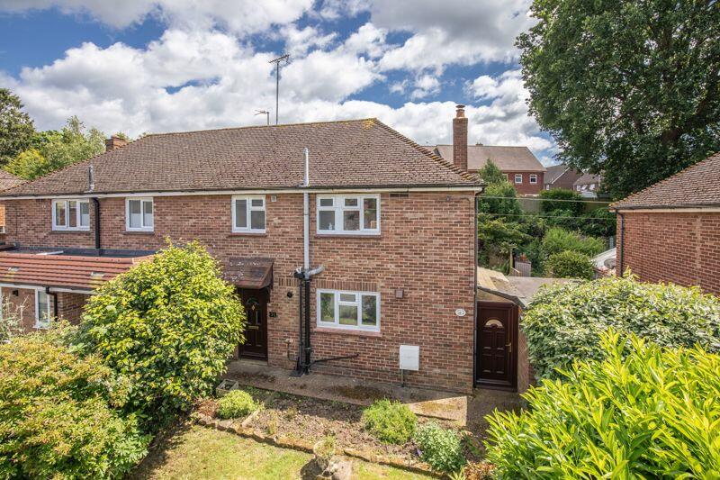3 Bedroom Semi Detached House For Sale In Manor Way Uckfield Tn22